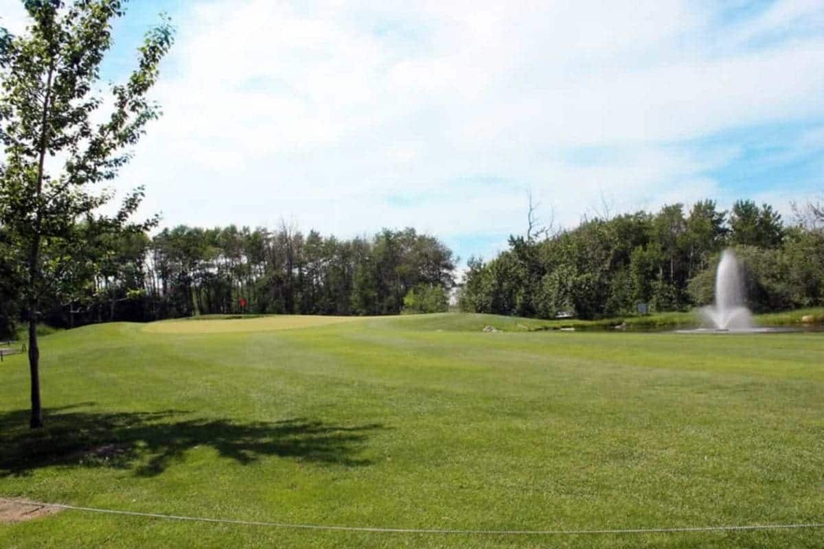 Golfing in Camrose | Go East of Edmonton