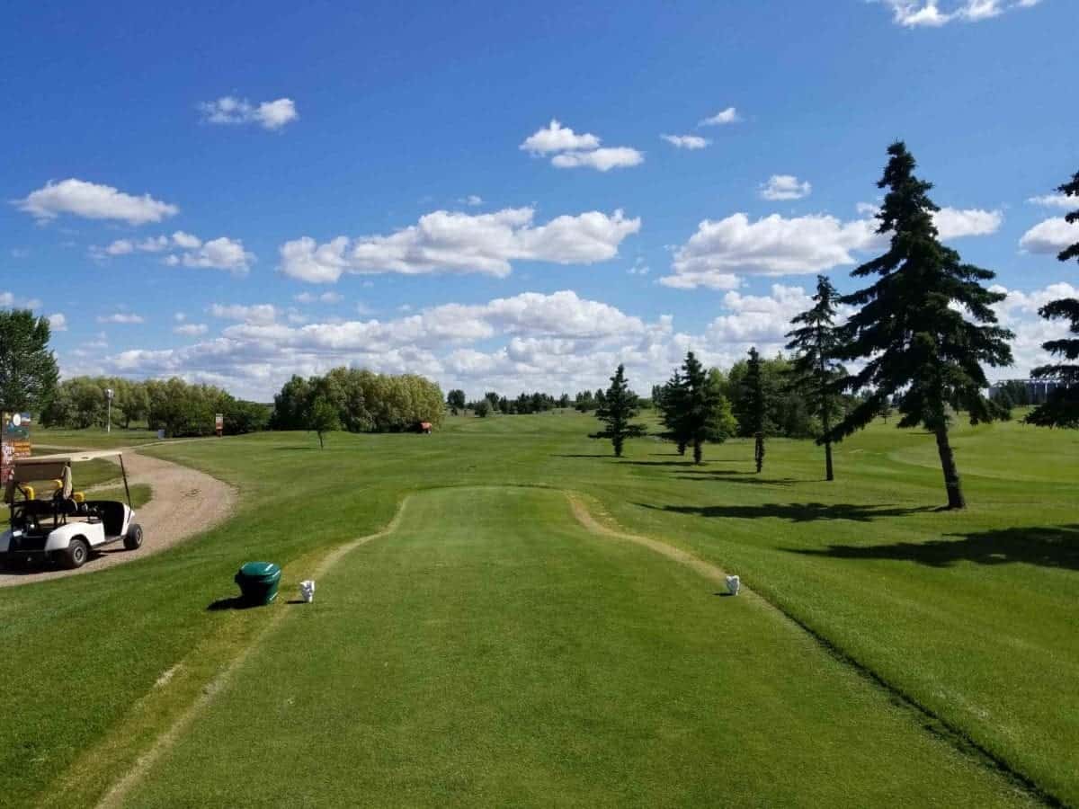 Mannville Riverview Golf Course & RV Resort | Go East of Edmonton