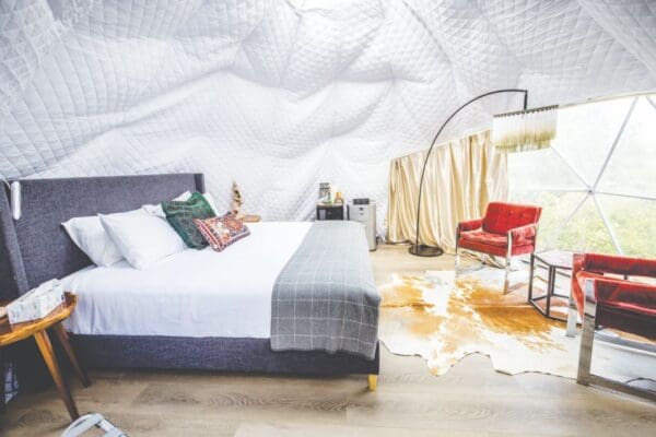 Your Ultimate Year Round Oasis Awaits at Obsidian Ridge | Go East of ...